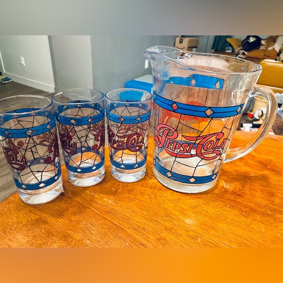 Pepsi | Dining | Vintage 97s Pepsi Cola Pitcher 3 Glasses Tiffany Style ...